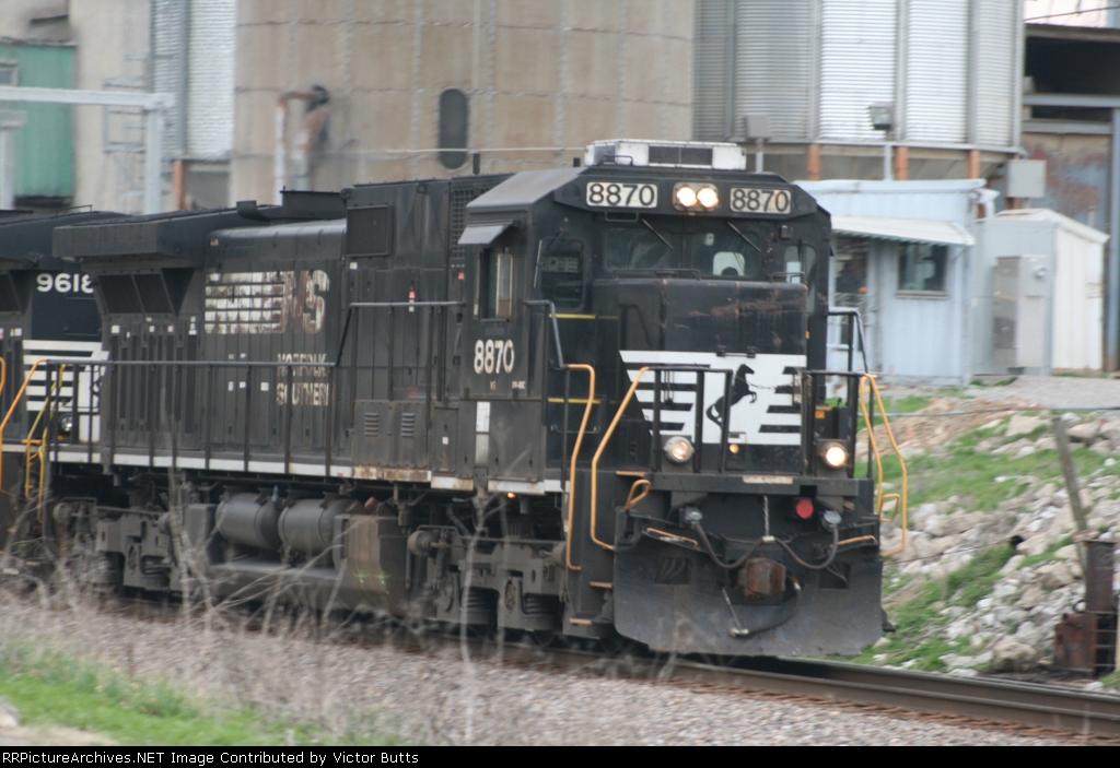 NS 8870